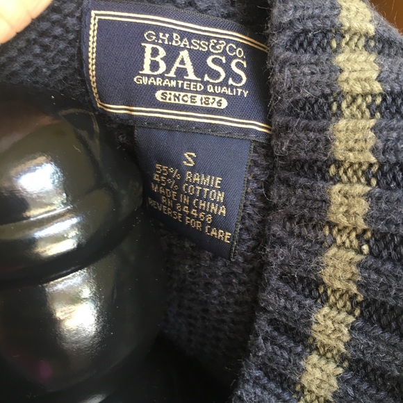 Bass | Sweaters | Euc Bass Sweater | Poshmark